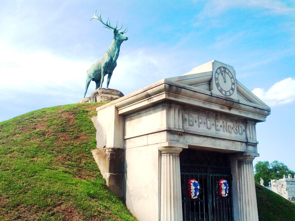 Why Are People Buried Above Ground in New Orleans? - Nola Tour Guy
